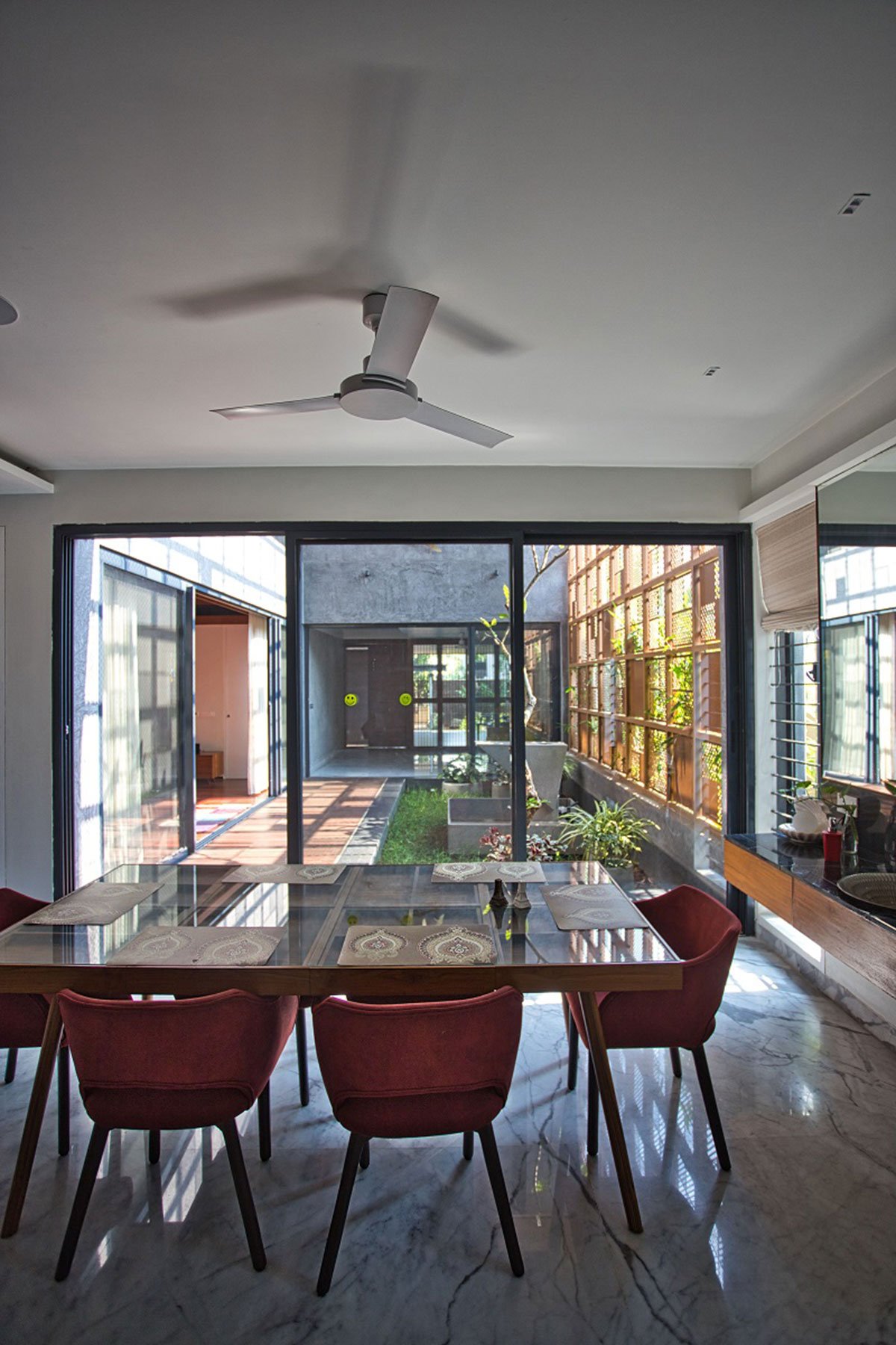 TUT House | webe design lab - ArchiDiaries