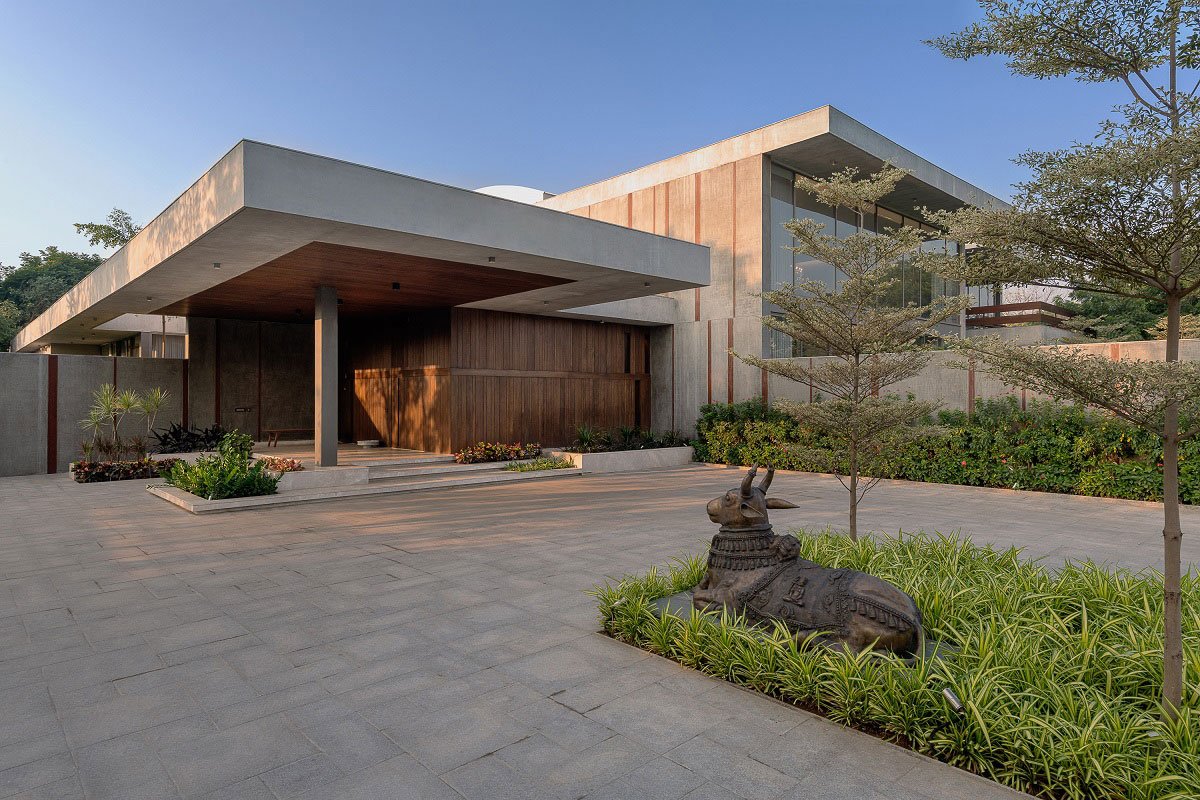 The House of Courtyards | andblack + Modo designs - ArchiDiaries