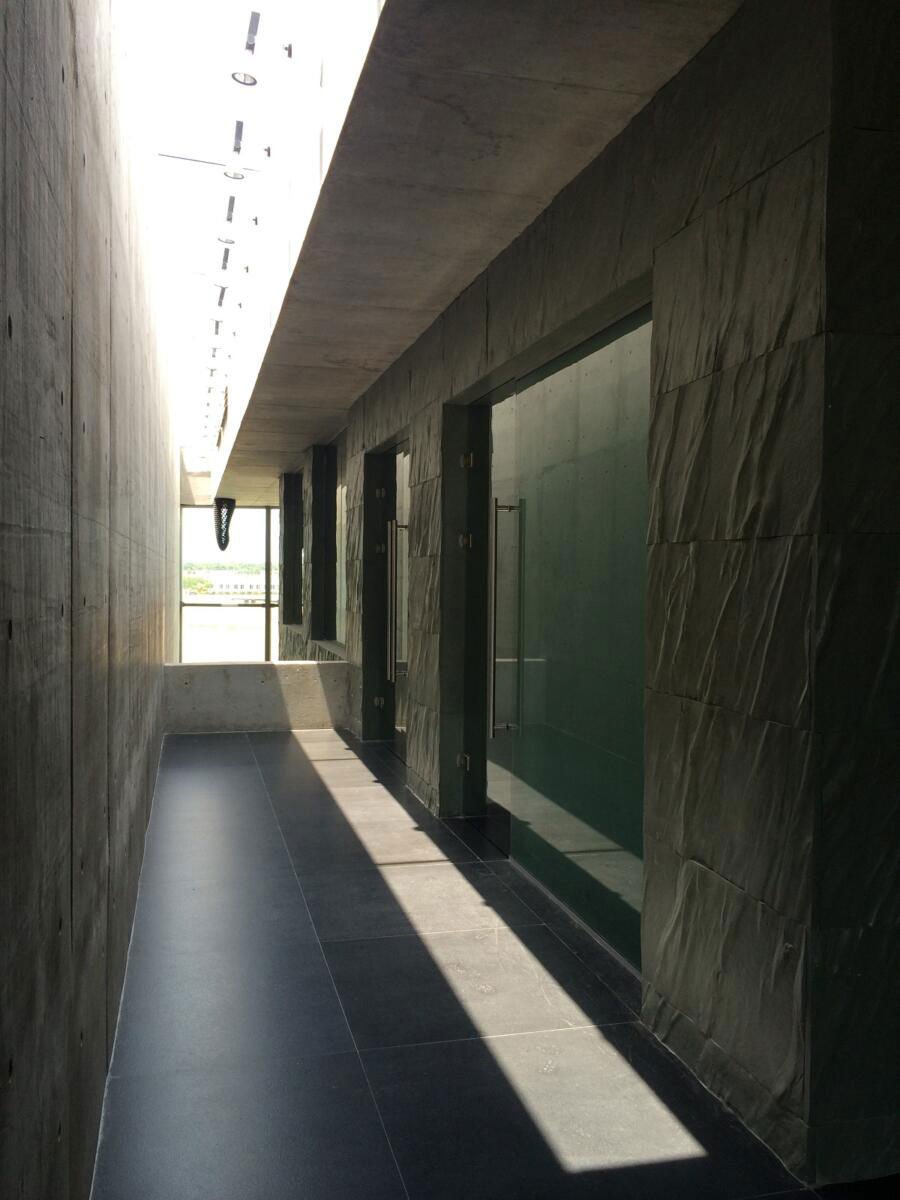 Corporate Office for VRV Cryogenics (Italy) | Innercode Studio ...