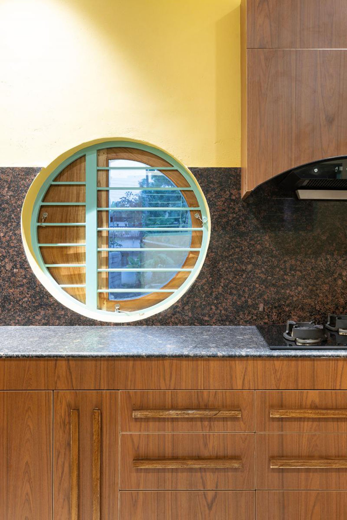 Banyan Tree House | Tales of Design Studio - ArchiDiaries