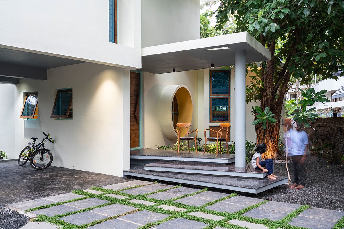 Banyan Tree House | Tales of Design Studio - ArchiDiaries