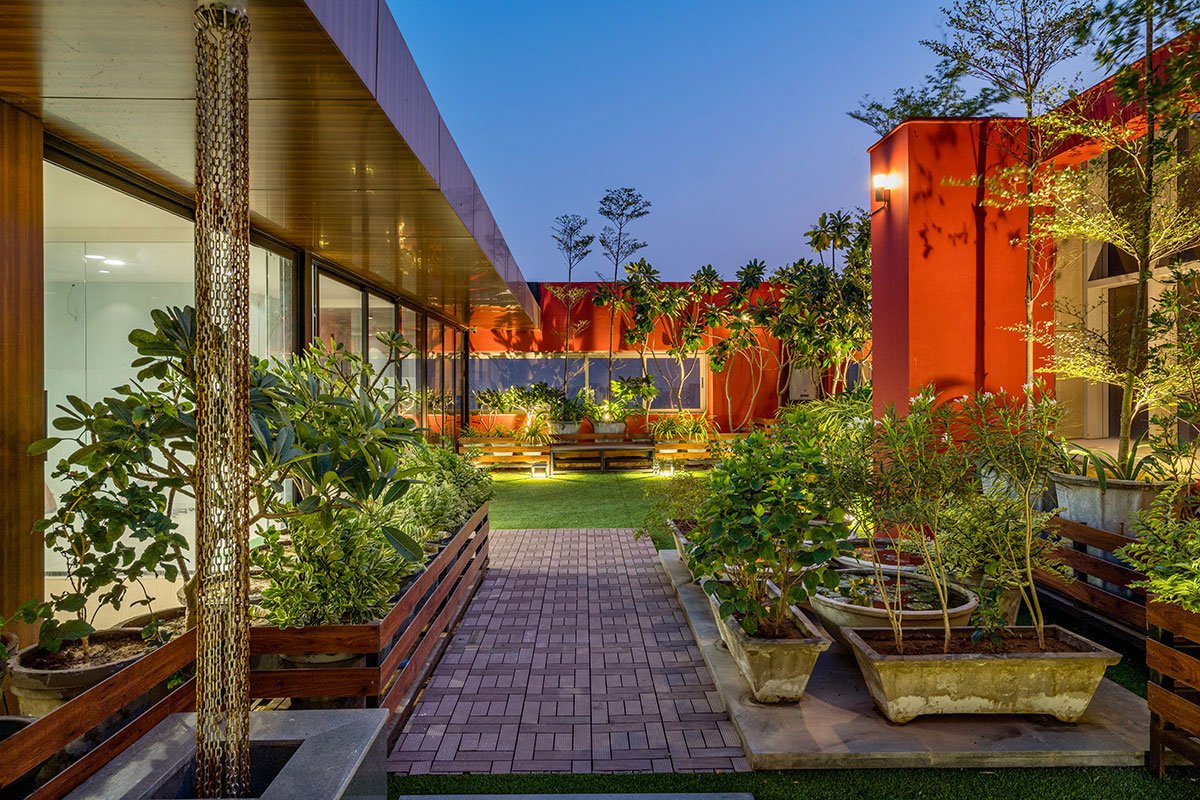 A Red Oasis | UA Lab - ArchiDiaries
