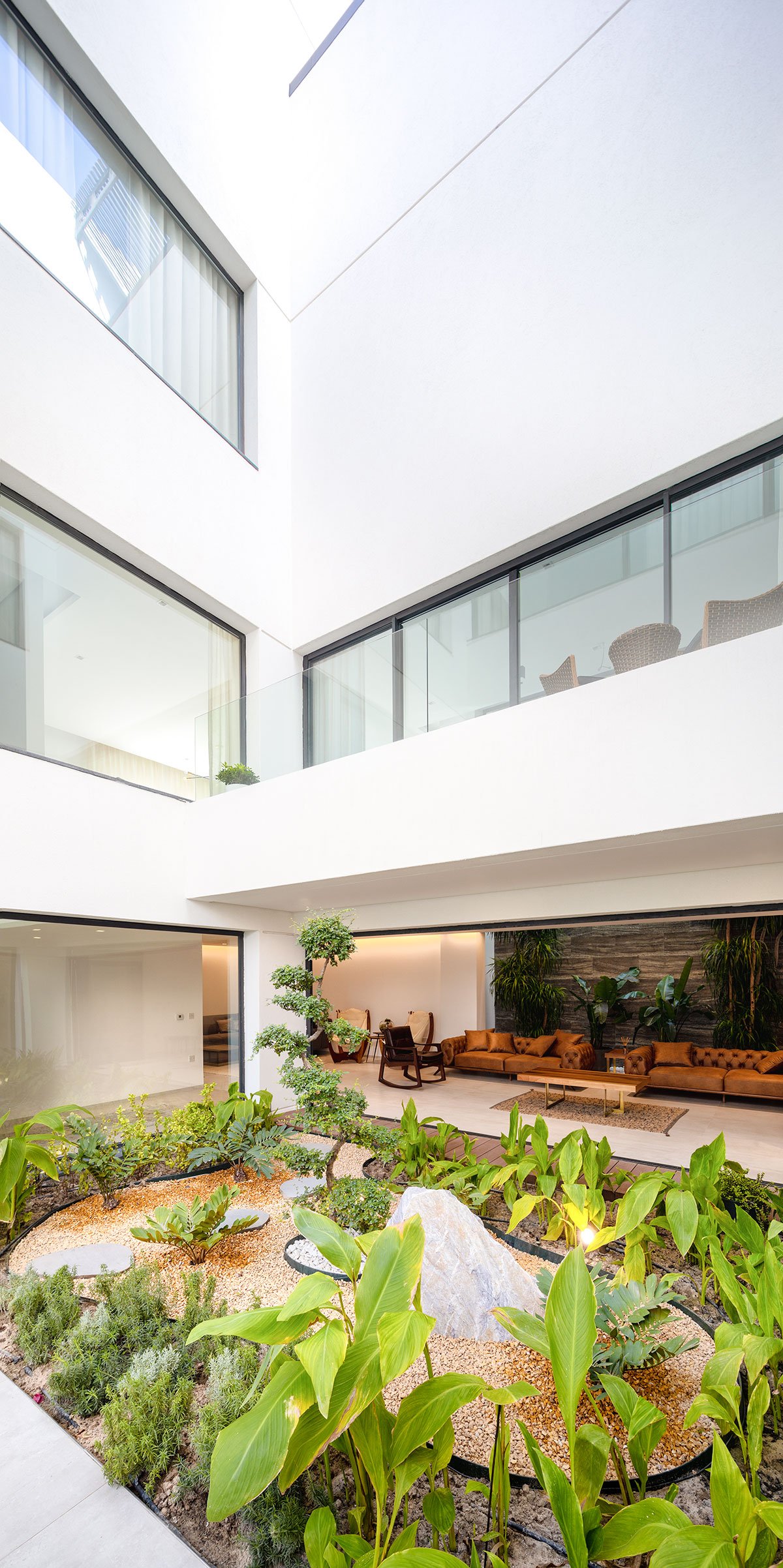 LUMO-7 | Studio Toggle - ArchiDiaries