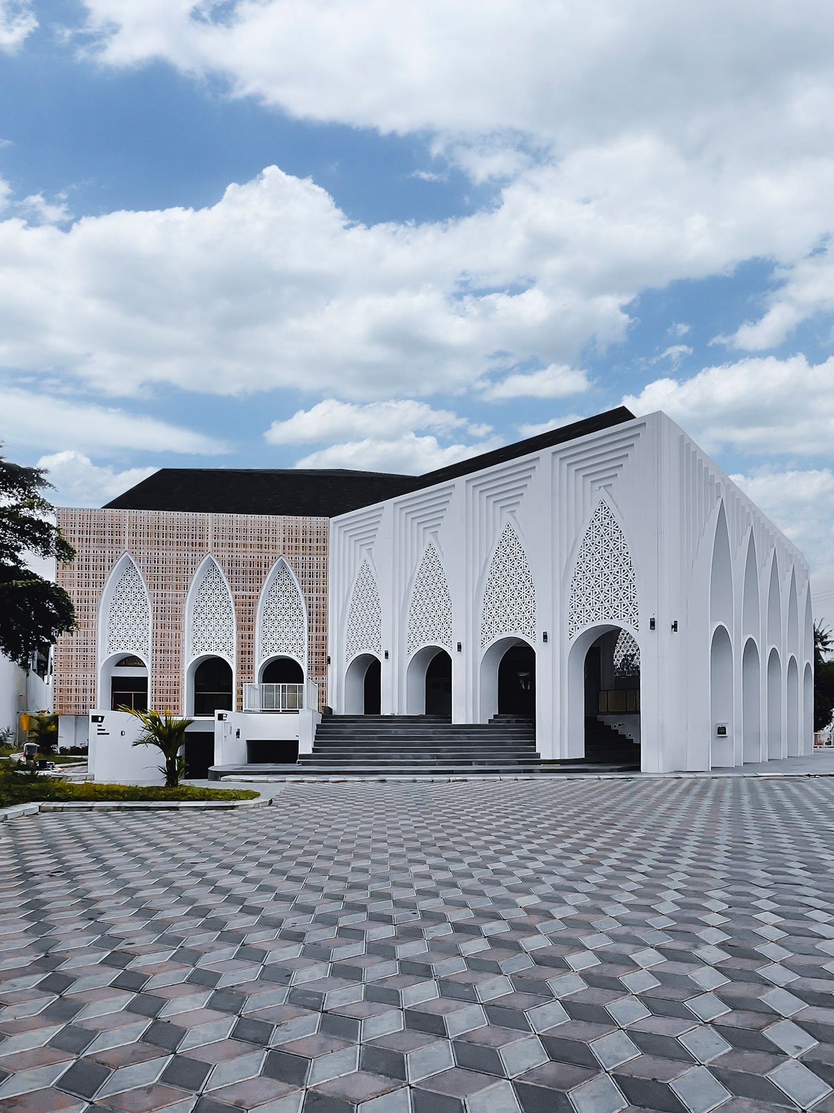 Al-Muttaqin Grand Mosque | Andyrahman Architect - ArchiDiaries