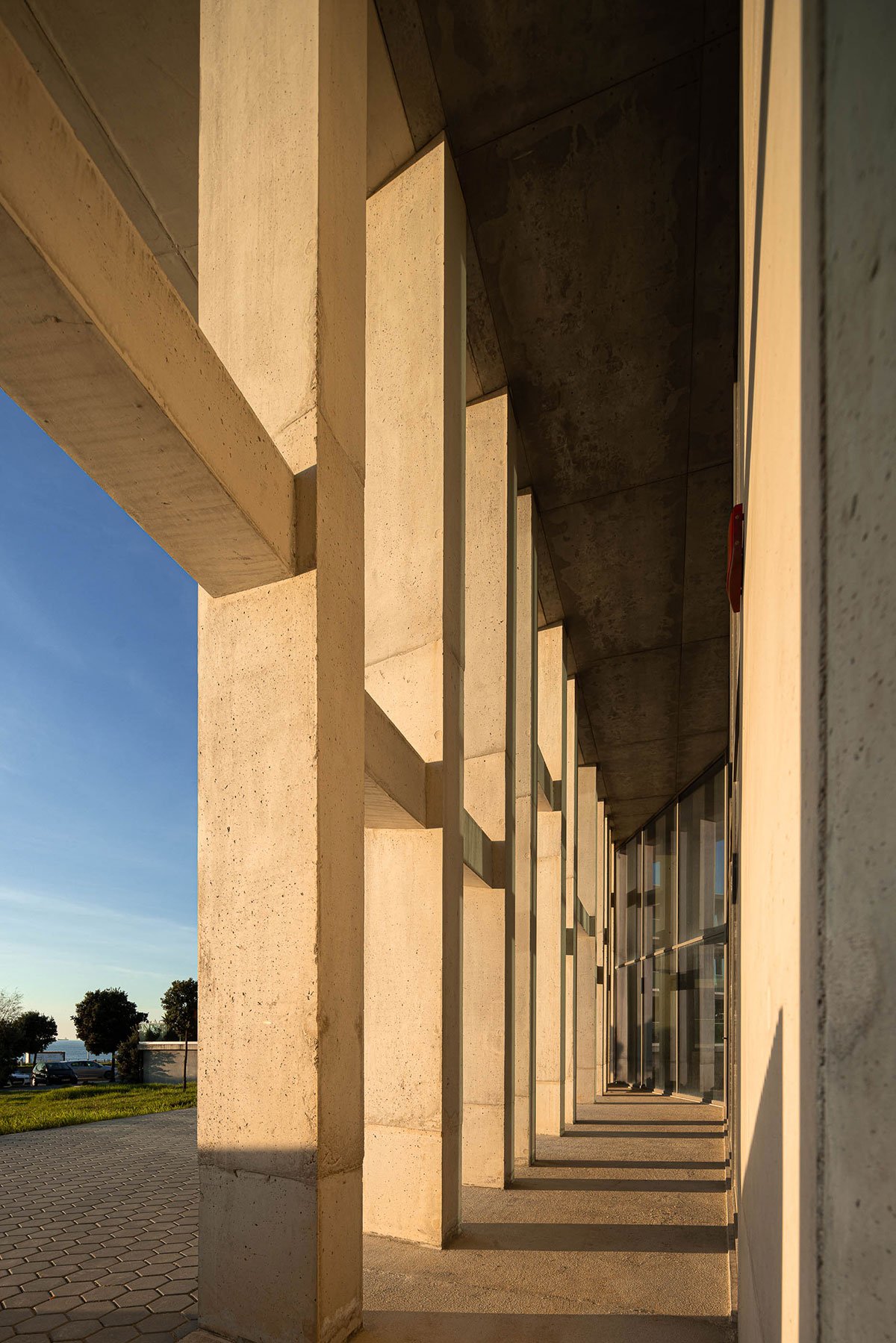 Seashore Building | Atelier d’Arquitectura Lopes da Costa - ArchiDiaries