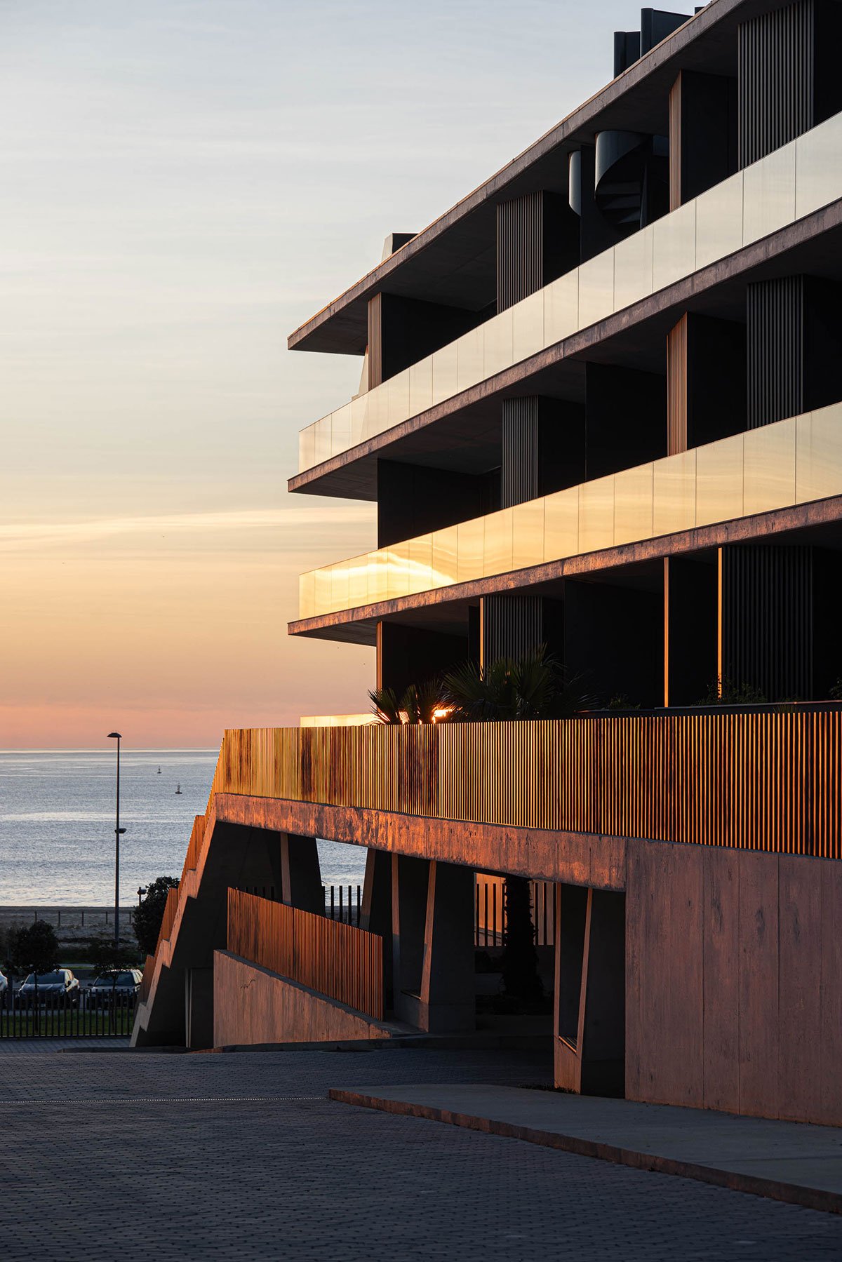 Seashore Building | Atelier d’Arquitectura Lopes da Costa - ArchiDiaries